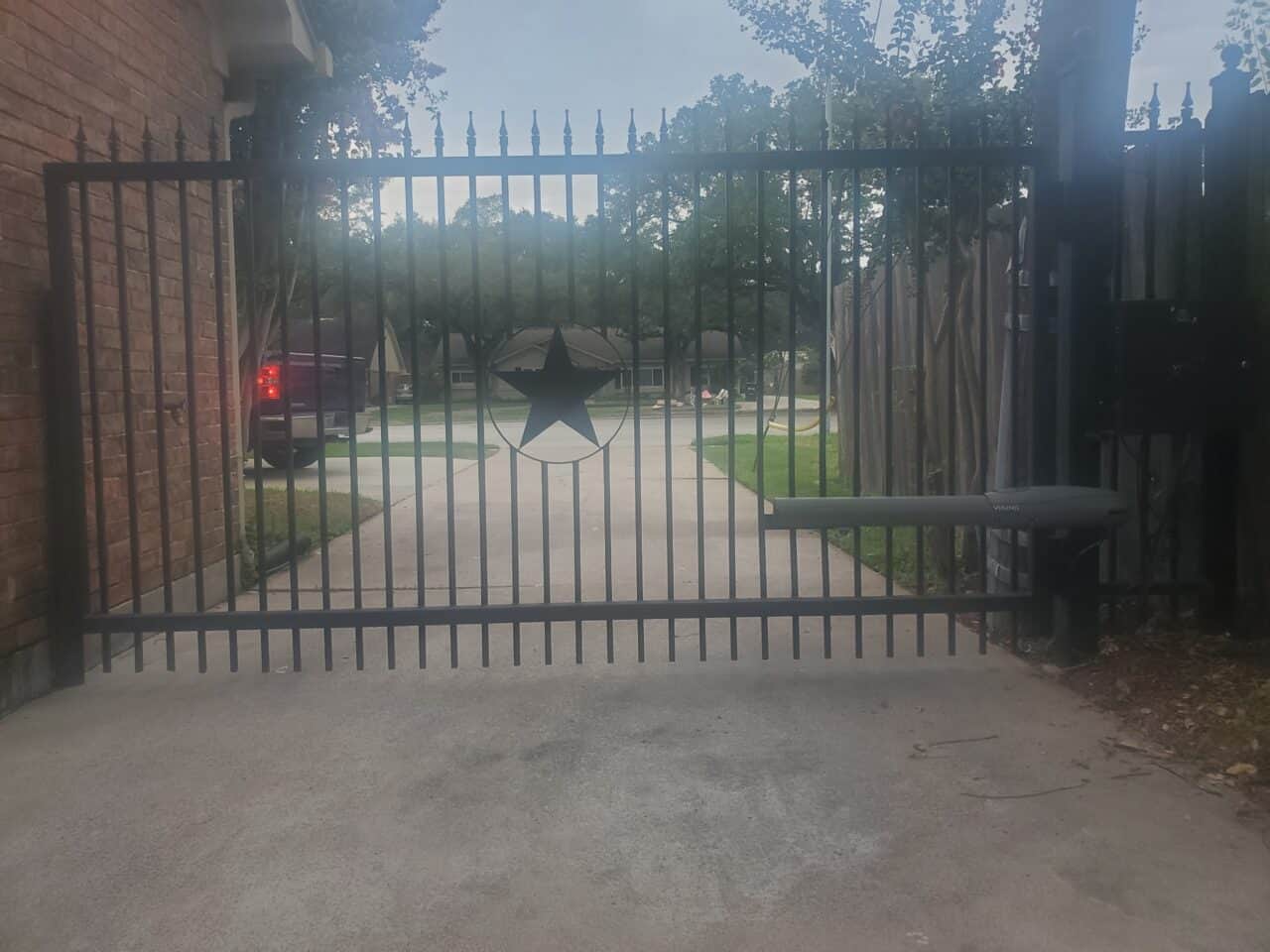 Gate & Fence Repair Services Company Houston TX | HSGR